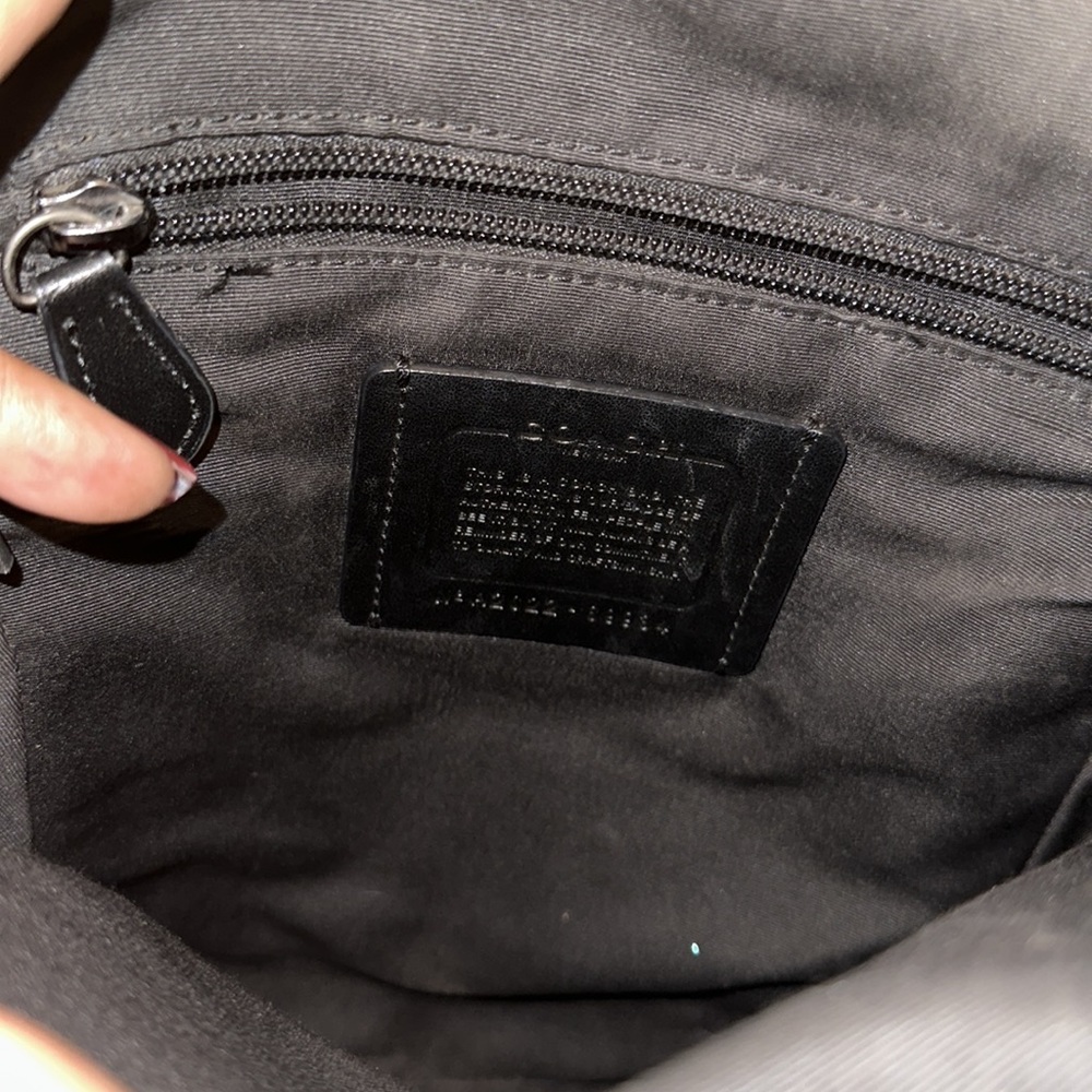 Coach Graham Pack Smooth Black (Side Pack) - Gem